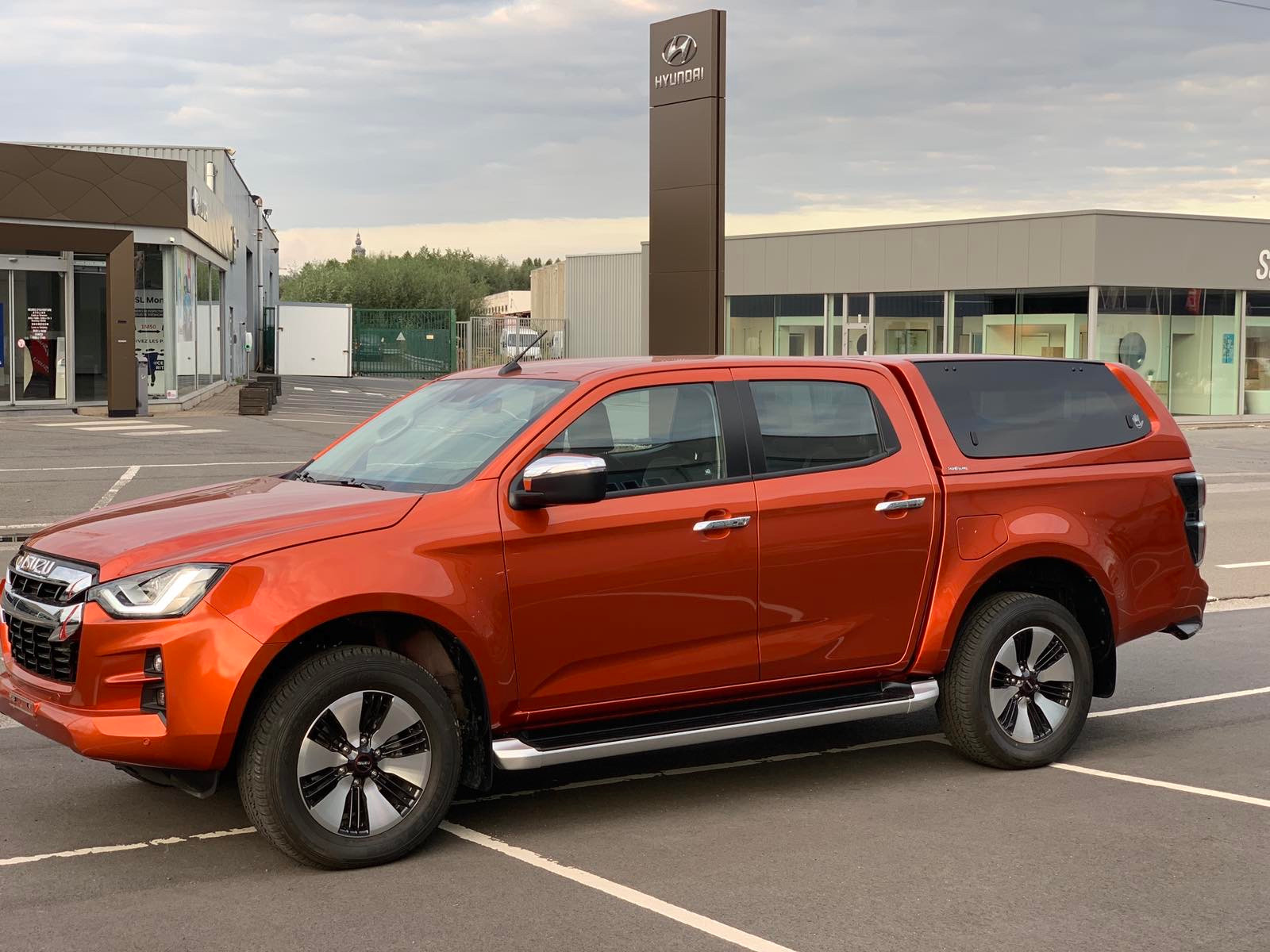 gullwing Road Ranger Hard top Isuzu Dmax 2020